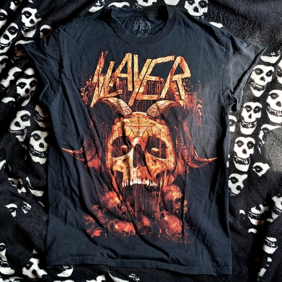 Hot Topic | Tops | Slayer Shirt | Poshmark